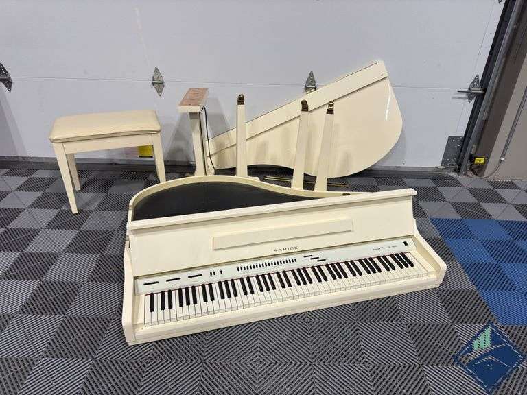 Samick Digital Piano SE-900G - Estate Details